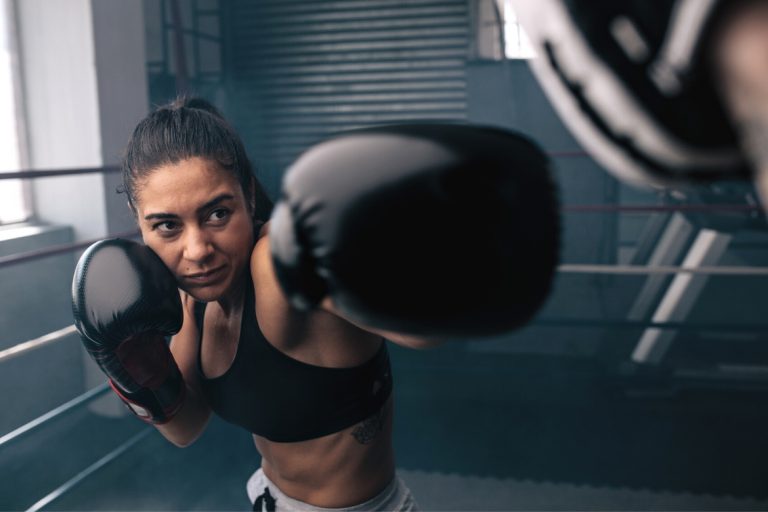 Olahraga Boxing: Sejarah, Manfaat, sampai Gerakan Dasarnya!